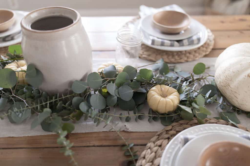 Farmhouse Thanksgiving Table Decor - Farmhouse on Boone