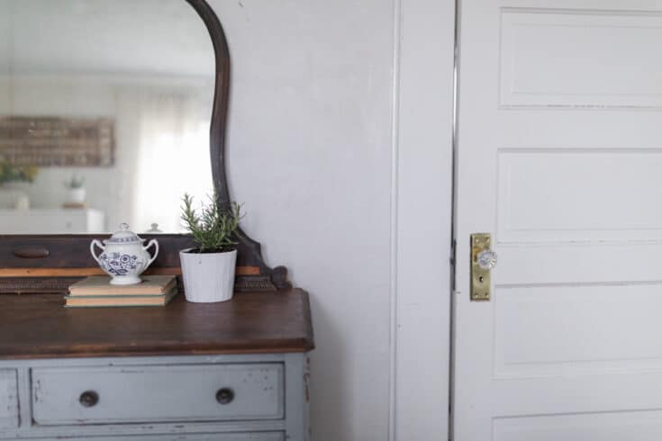 Simple Spring Farmhouse Bedroom - Farmhouse on Boone