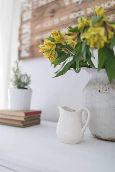 Simple Spring Farmhouse Bedroom - Farmhouse on Boone