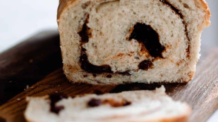 Cinnamon Raisin Swirl Bread