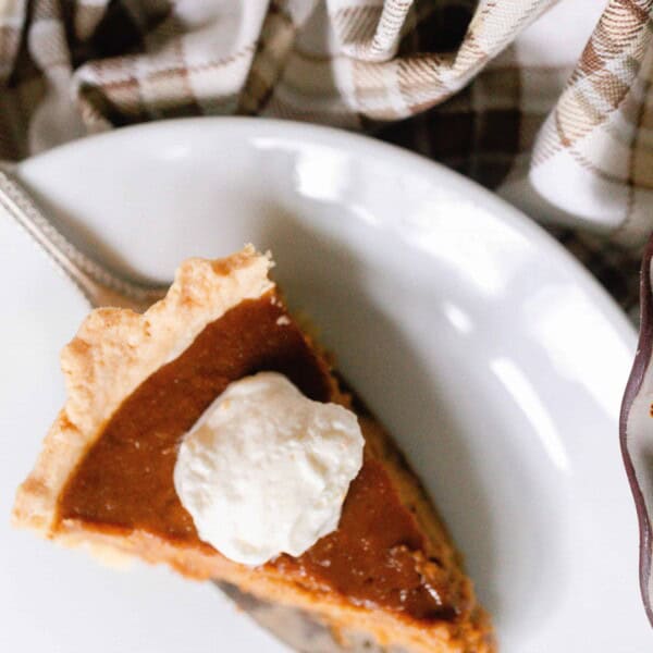 How To Make The Best Pumpkin Pie From Scratch - Farmhouse on Boone