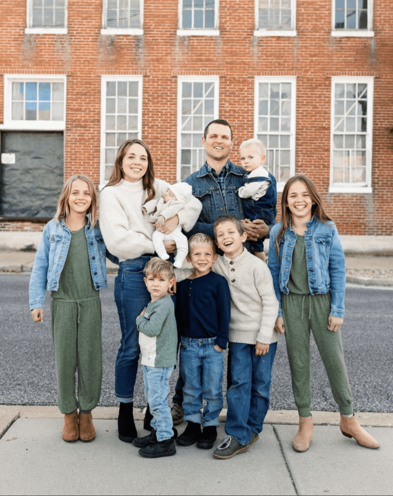 Meet Lisa from Farmhouse on Boone - Farmhouse on Boone