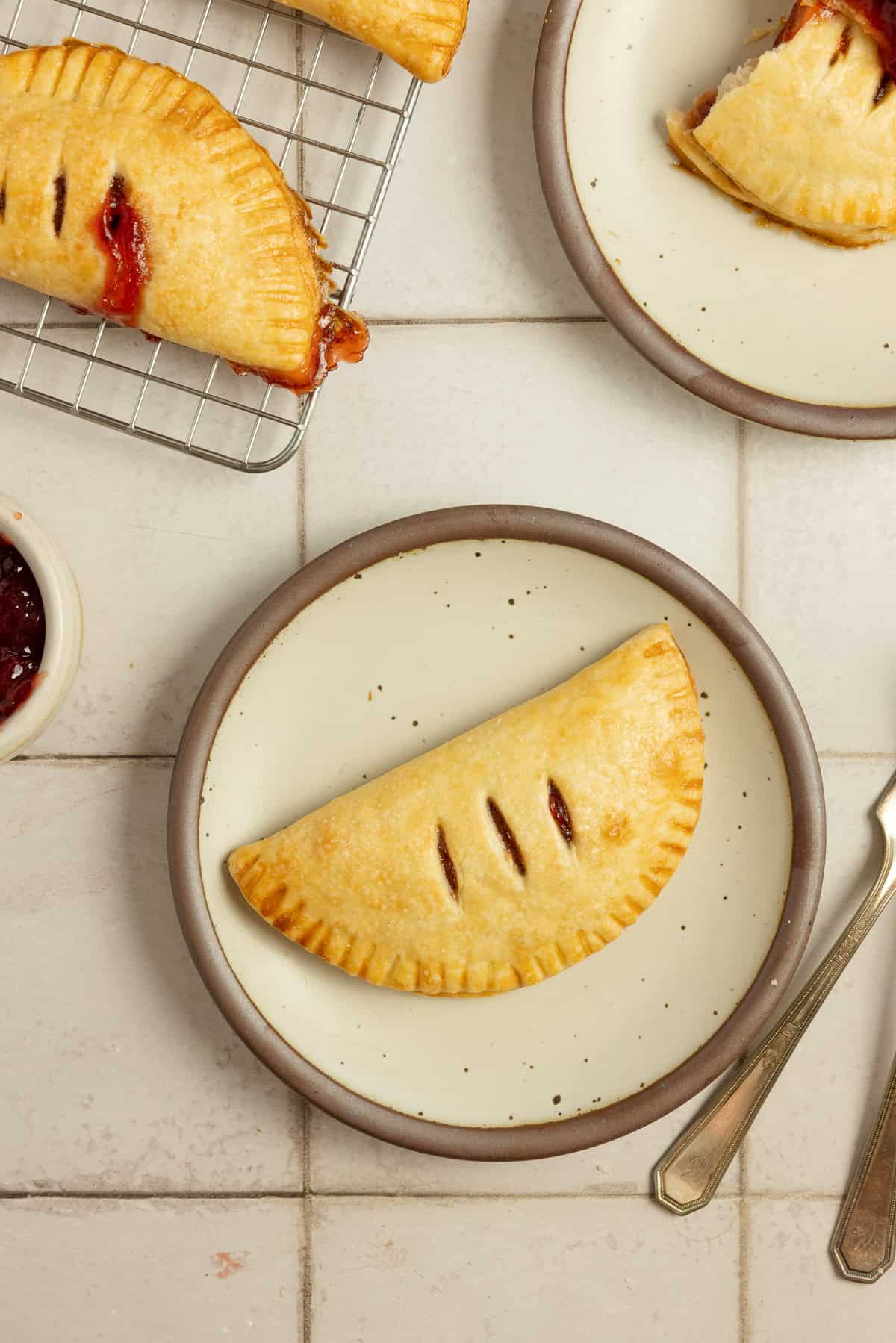 Easy Hand Pies - Farmhouse on Boone