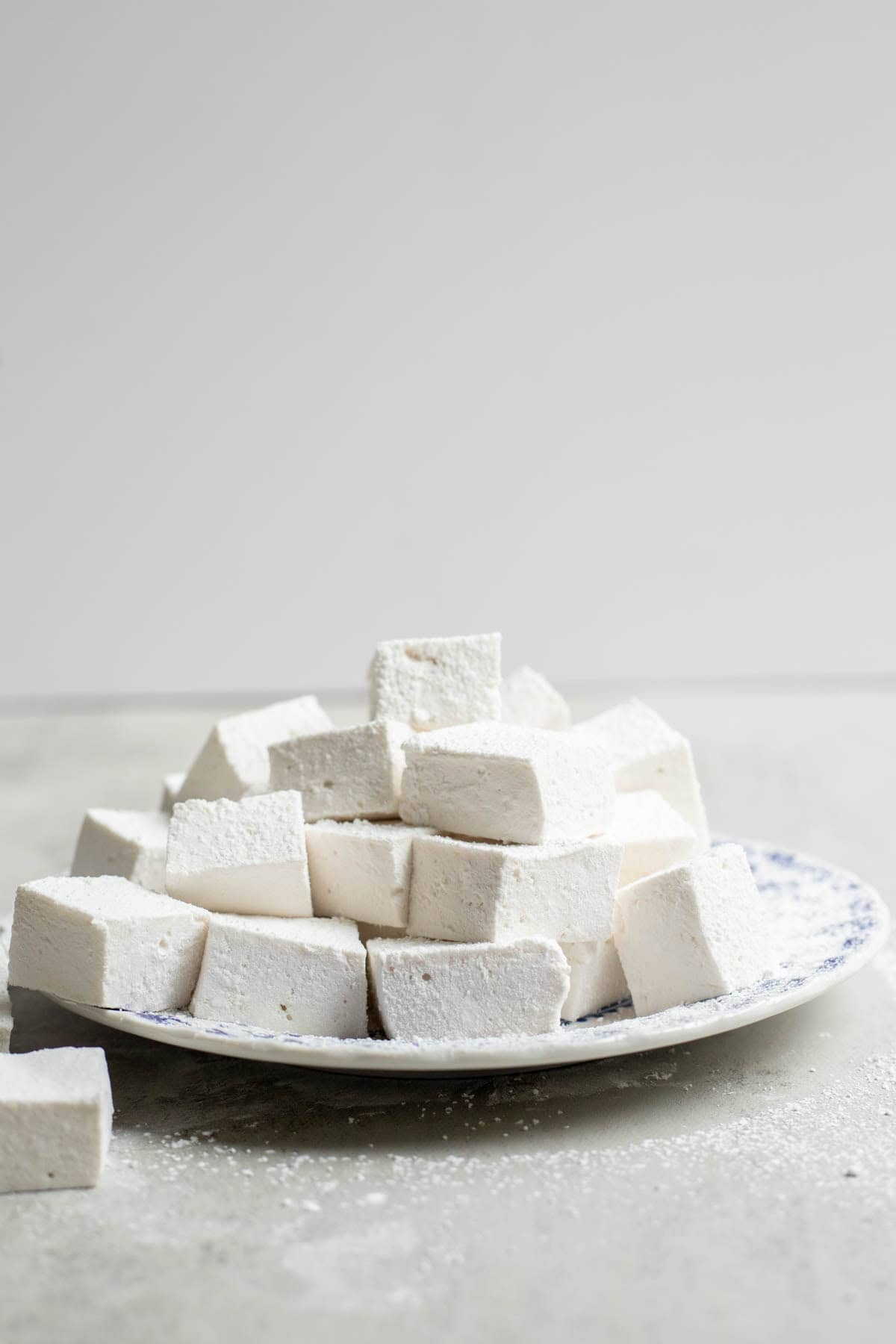 Healthy Homemade Marshmallows Recipe - Farmhouse on Boone